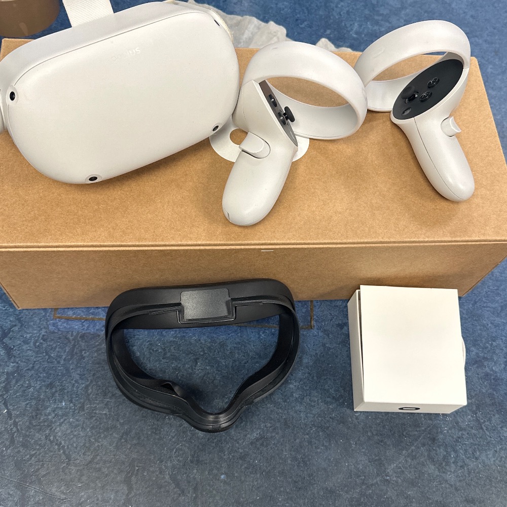 Used Oculus oculus quest 2 128gb boxed - Own4Less